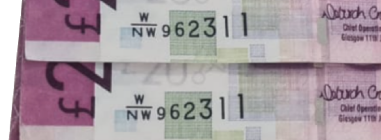 Same serial number on two banknotes - is that possible?